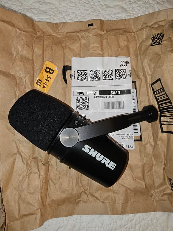 Shure MV7X Cardioid Dynamic Podcast Microphone 2020 - Present | Reverb