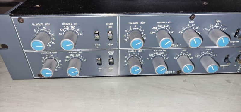 Neve 33609 Metal Knob ( just like 2 x Neve 2264 ) Compressor | Reverb