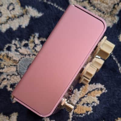 Strymon DIG Dual Digital Delay V1 2015 - 2022 - Pink | Reverb