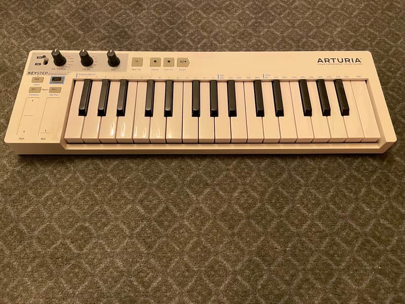 Arturia KeyStep 32-Key MIDI Controller 2017 - Present - White | Reverb