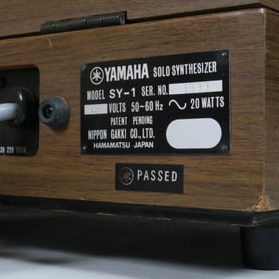 Yamaha SY-1 Solo Synthesizer + CHD keyboard control MIDI | Reverb