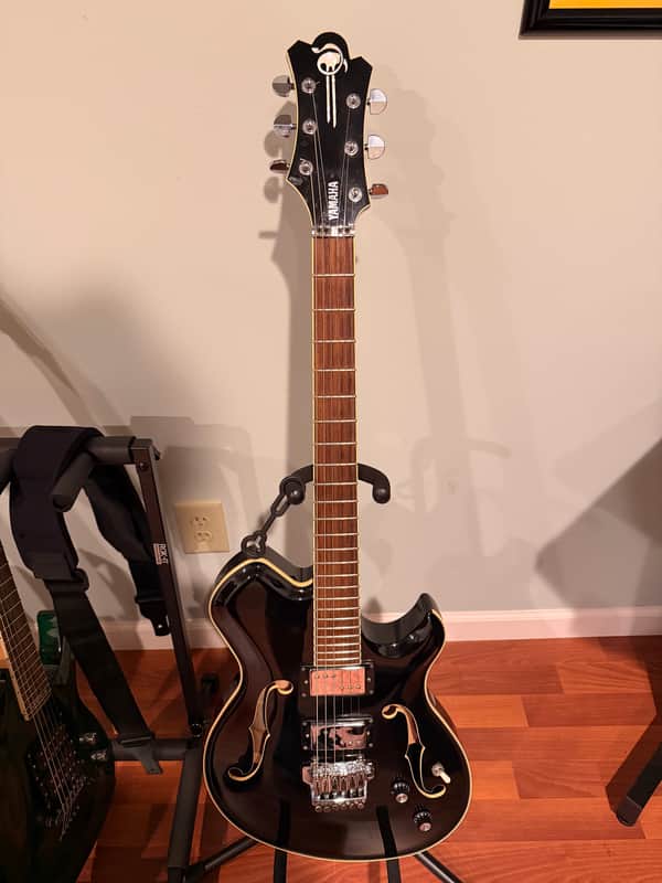 Yamaha CV820WB Wes Borland signature - black | Reverb