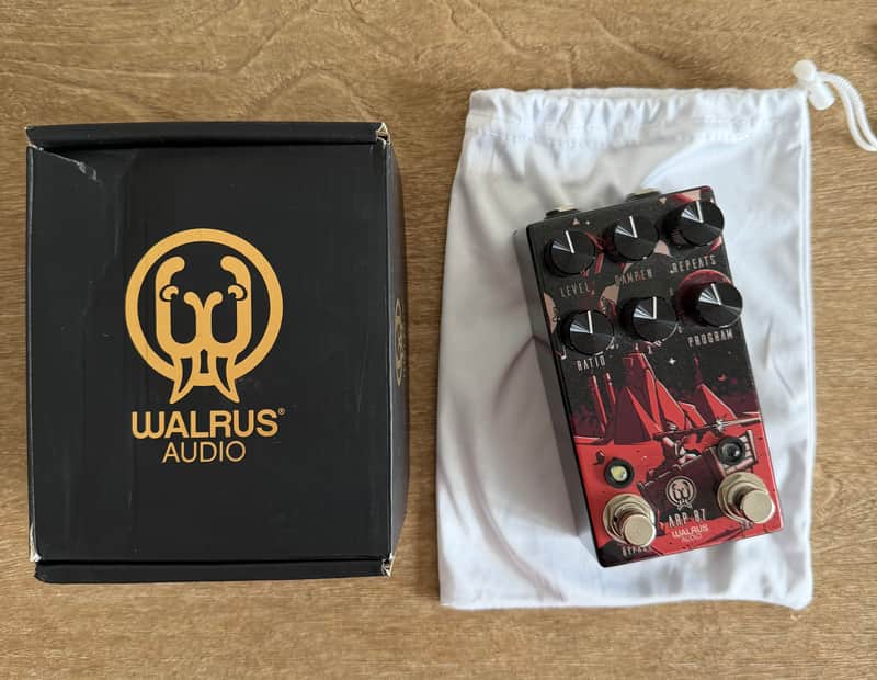 Walrus Audio ARP-87 Luna Graphics | Reverb