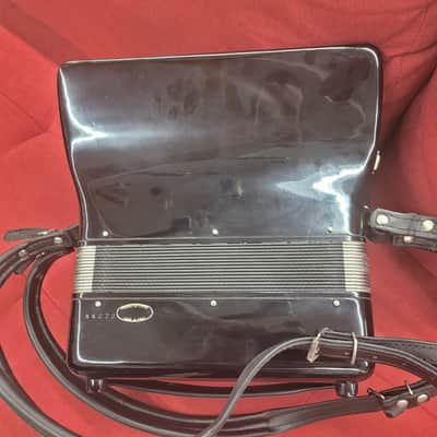 Titano TITAN Child Size Accordion 25-Keys 12 Bass Notes - | Reverb