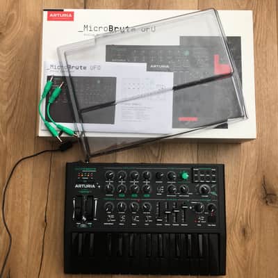 Arturia Microbrute with decksaver 25-Key Synthesizer 2025 UFO | Reverb