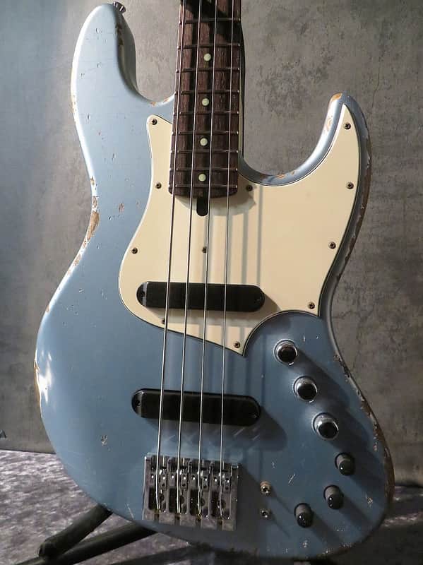 XJ-1T 4st Alder/R -Ice Blue Metallic / Heavy Aged | Reverb UK