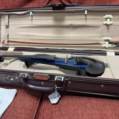 Yamaha SV-100K Silent Violin Blueburst with Case & Bow | Reverb