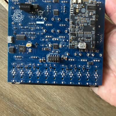 Venus Instruments Veno Orbit Eurorack Sampler and Looper | Reverb