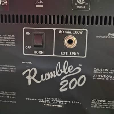 Fender Rumble 200 V3 200-Watt 1x15" Bass Combo 2015 - Present | Reverb