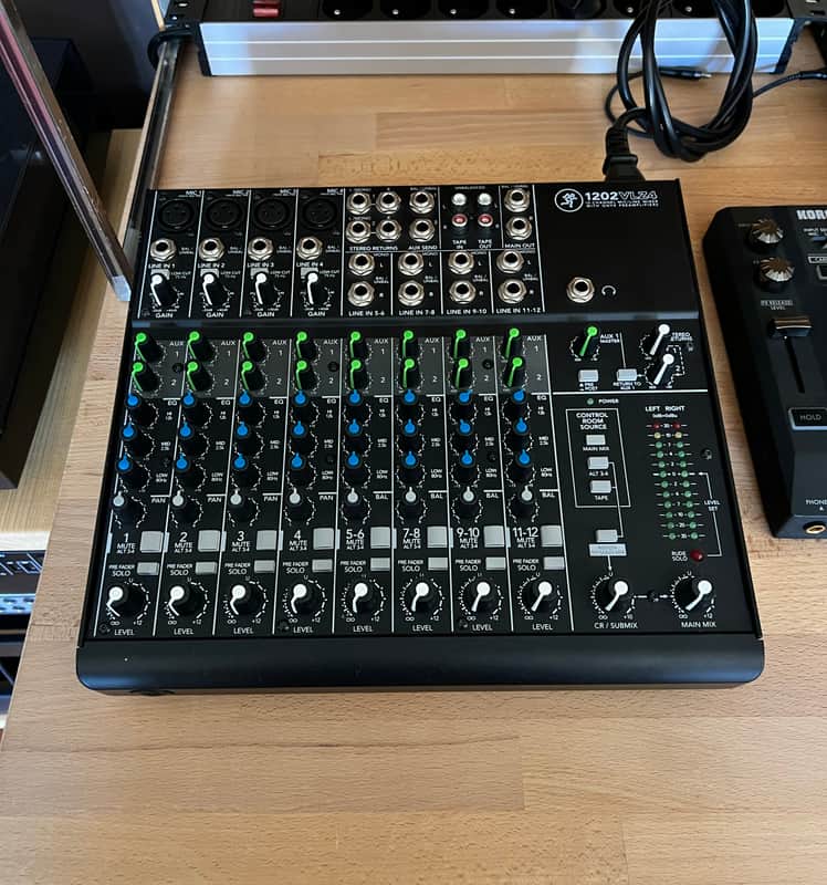 Mackie 1202VLZ4 12-Channel Mic / Line Mixer 2014 - Present - | Reverb