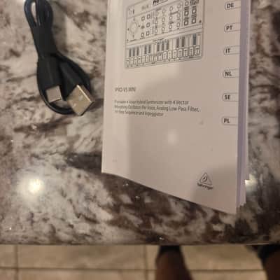 Behringer Pro VS Mini 4-Voice Hybrid Vector Synthesizer 2023 | Reverb