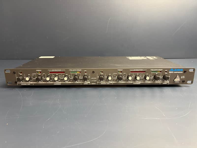 Alesis 3632 Dual-Channel Compressor / Limiter / Gate 2000s - | Reverb