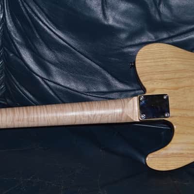 Larrivee Baker T Pro 2026 - Gloss Natural | Reverb