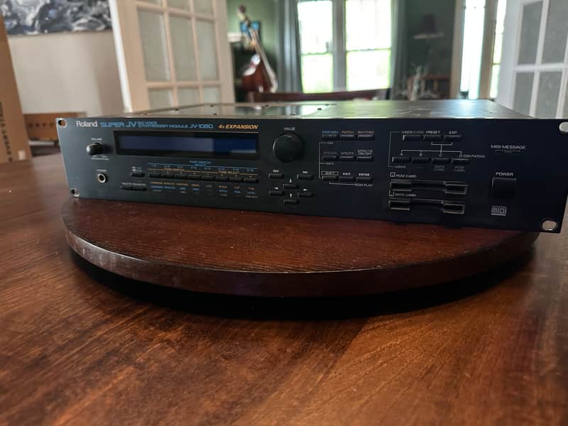Roland JV-1080 64-Voice Synthesizer Module 1994 - 2001 - | Reverb