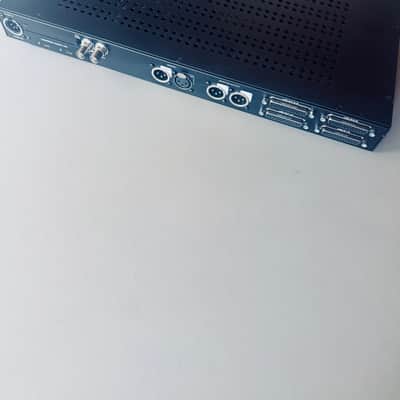 Universal Audio Apollo x16 Thunderbolt 3 Audio Interface 2018 | Reverb