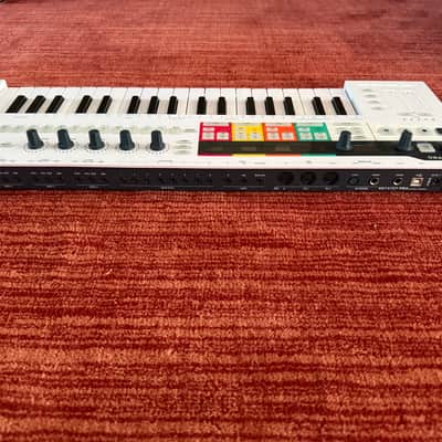 Arturia KeyStep Pro 37-Key MIDI Controller 2020 - Present - | Reverb
