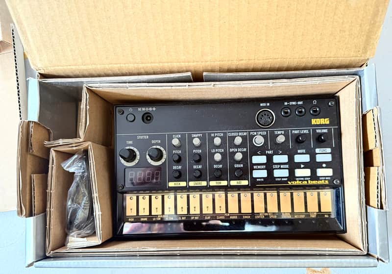 Korg Volca Beats Analog Rhythm Machine 2010s - Black | Reverb