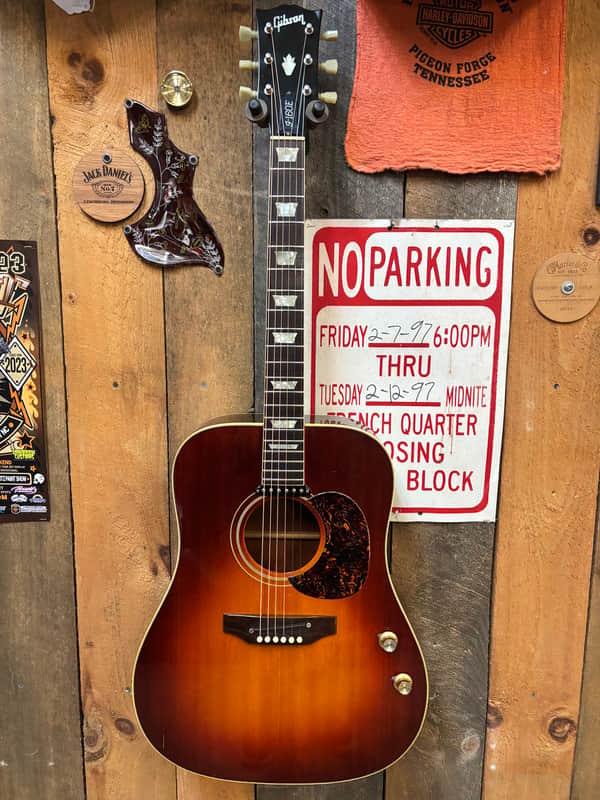 Gibson J160E 1971 - Cherry Sunburst | Reverb