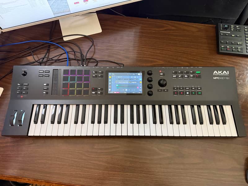 Akai MPC Key 61 Standalone Workstation Synthesizer 2022 - | Reverb