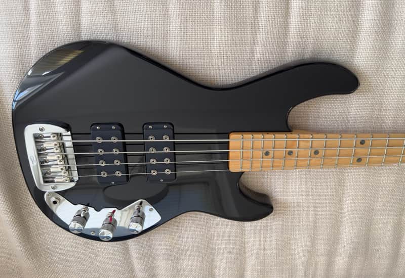 G&L C.L.F. Research L-2000 (2021) in Jet Black | Reverb
