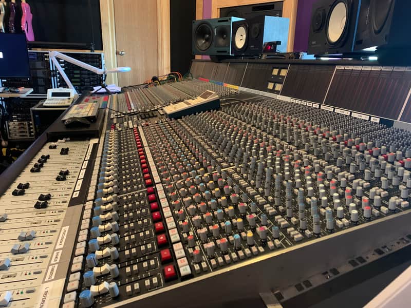 SSL Channel Strips 6000E - Black EQ | Reverb