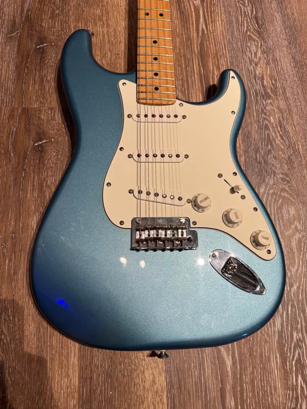 Fender Stratocaster 2021 - Tidepool | Reverb