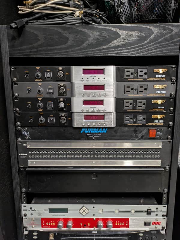 Monster Power Pro 2500 Professional Power Center | Reverb