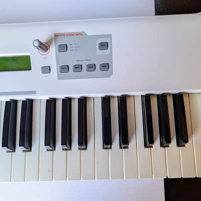 M-Audio Venom 49-Key 12-Voice Virtual Analog Synthesizer / | Reverb