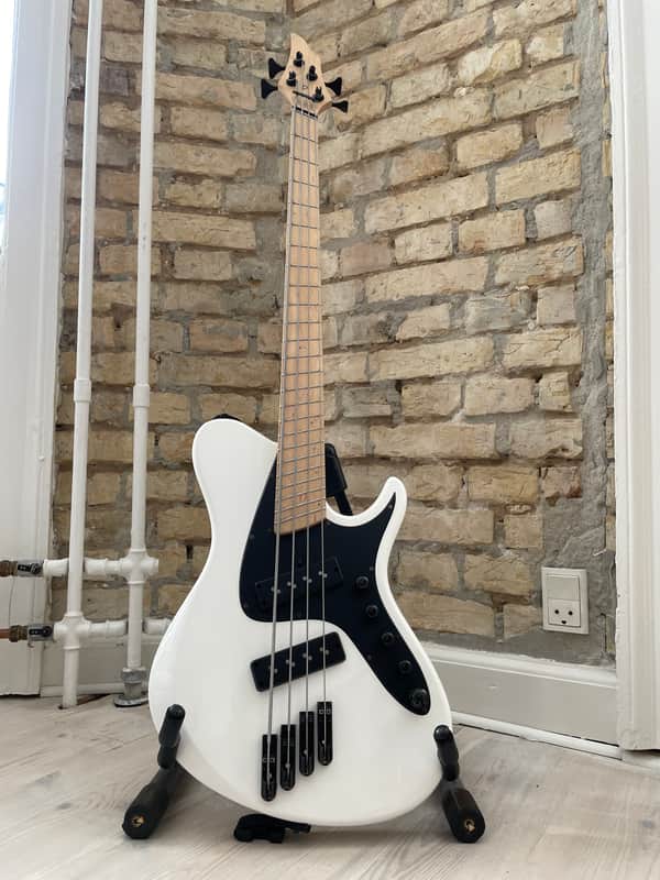 Aviator Warbass | Reverb Austria