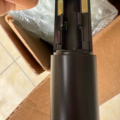 Shure UR2 Wireless Handheld Microphone – SM58 Capsule, | Reverb