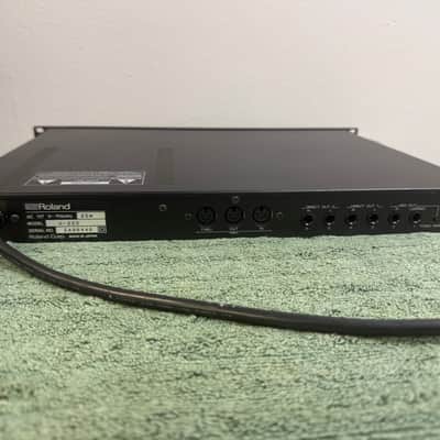 Roland U-220 RS-PCM Sound Module 1989 - 1992 - Black | Reverb