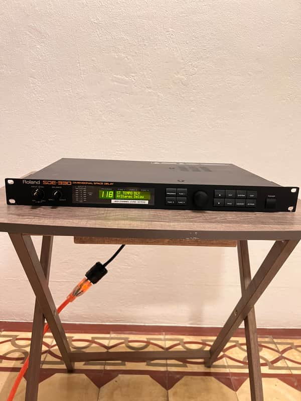 Roland SDE-330 Dimensional Space Delay – Vintage Stereo Rack | Reverb