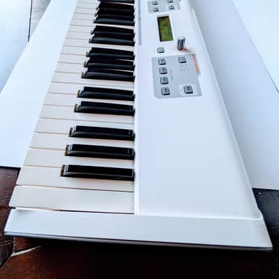 M-Audio Venom 49-Key 12-Voice Virtual Analog Synthesizer / | Reverb
