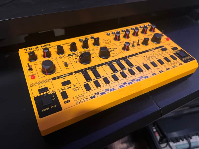 Behringer TD-3-MO Modded Out Analog Bass Synthesizer 2022 - | Reverb