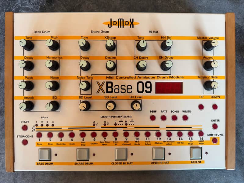 JoMox X Base 09 | Reverb