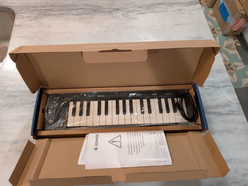 Donner Detachable KB-32M keyboard | Reverb