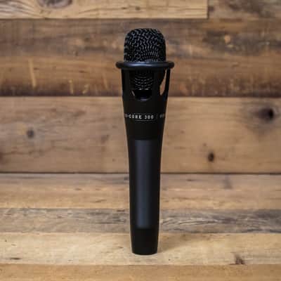 Blue Microphones enCore 300 Condenser Microphone Black | Reverb
