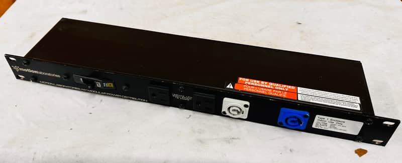 Motion Laboratories 1101-1-A1A1-453-0001 Rac Pac 20A Powercon | Reverb