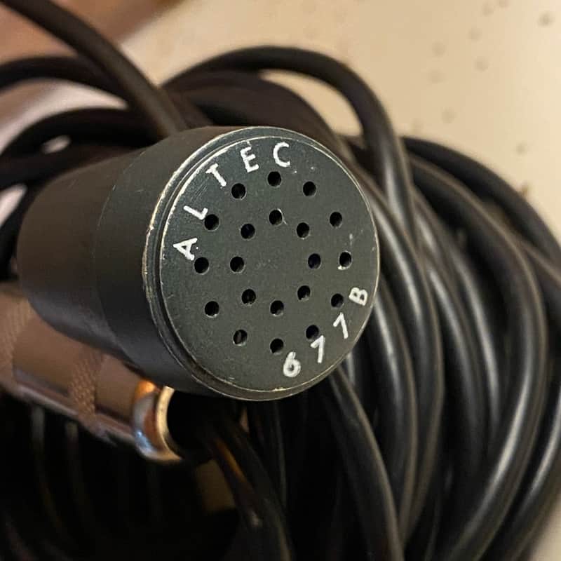 Altec 677B Moving Coil/Dynamic (Omnidirectional) | Reverb Canada