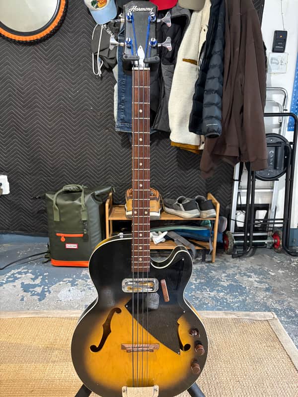 1960’s Harmony H22 “Batwing” Bass Guitar | Reverb