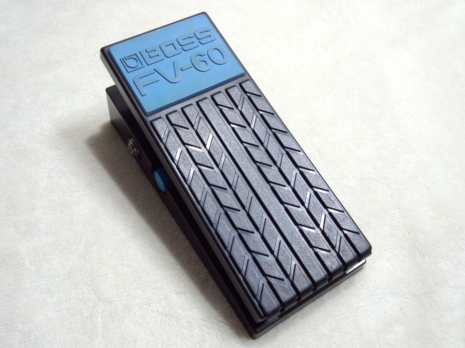 Boss FV-60 Stereo Volume | Reverb España