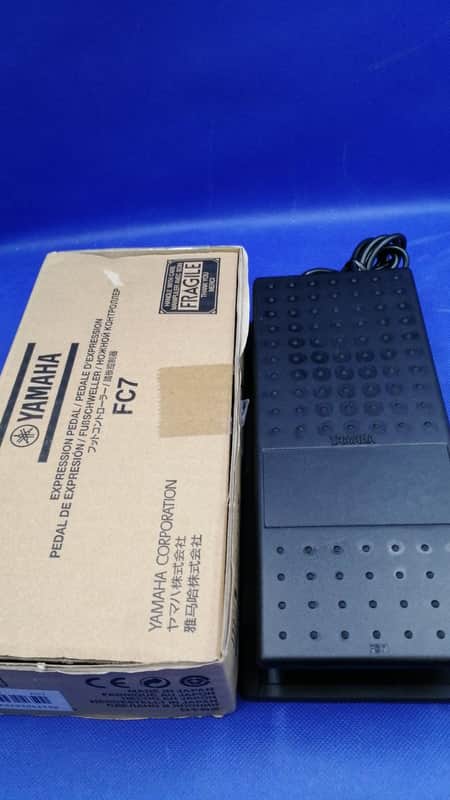 YAMAHA FC7 Foot Pedal for Keyboard and Guitar | Reverb