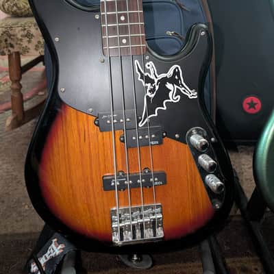 Peavey Zodiac BXP 4 String bass - Sunburst | Reverb