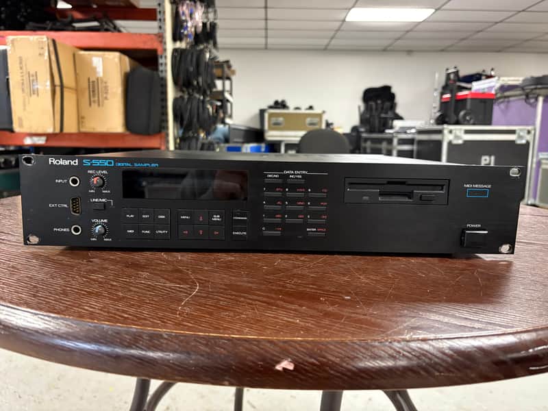 Roland S-550 Digital Sampler - Black | Reverb