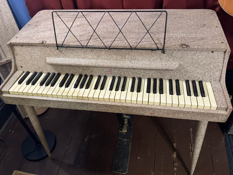 Wurlitzer 112 64-Key Electric Piano 1956 - Beige | Reverb