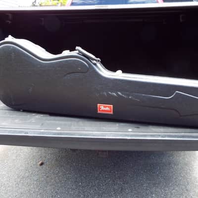 Fender Red Badge Deluxe Jazz, P-Bass Case USA 1990s | Reverb