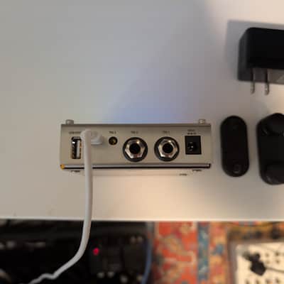 Luminite FX touchscreen Graviton M1 Midi Controller + | Reverb