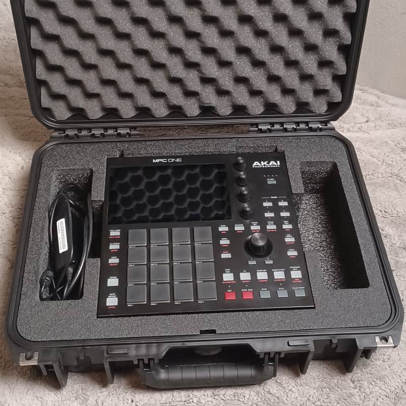 Akai MPC One Standalone MIDI Sequencer w/ Hard Case | Reverb