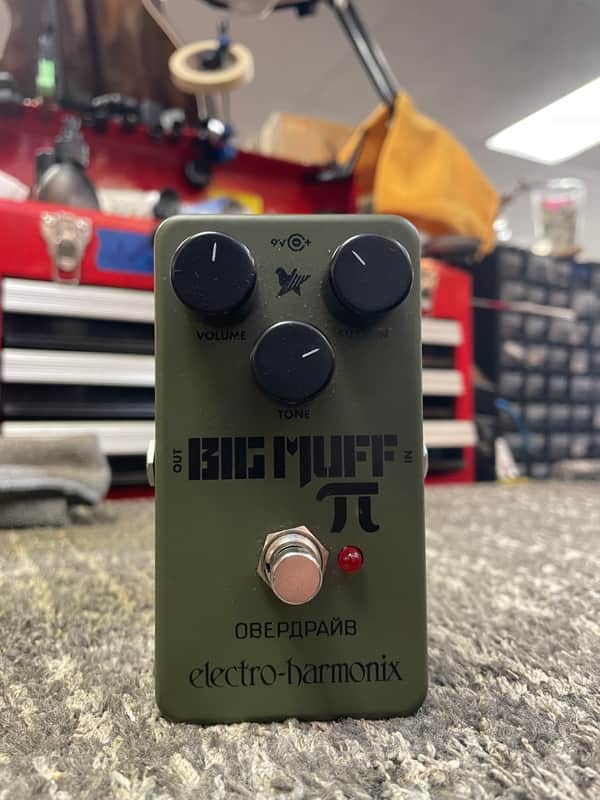 Electro-Harmonix Green Russian Big Muff Pi Reissue | Reverb Canada