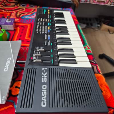 Casio SK-1 32-Key Sampling Keyboard 1986 - Black | Reverb Canada